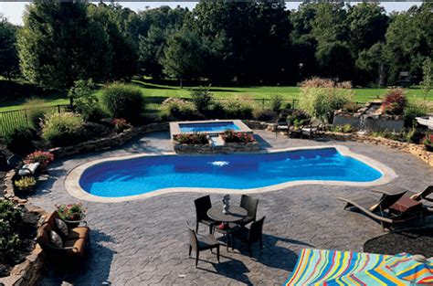 Installation Swimusa Fiberglass Swimming Pools