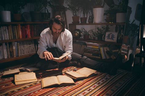 Los 10 poetas más representativos de la literatura española