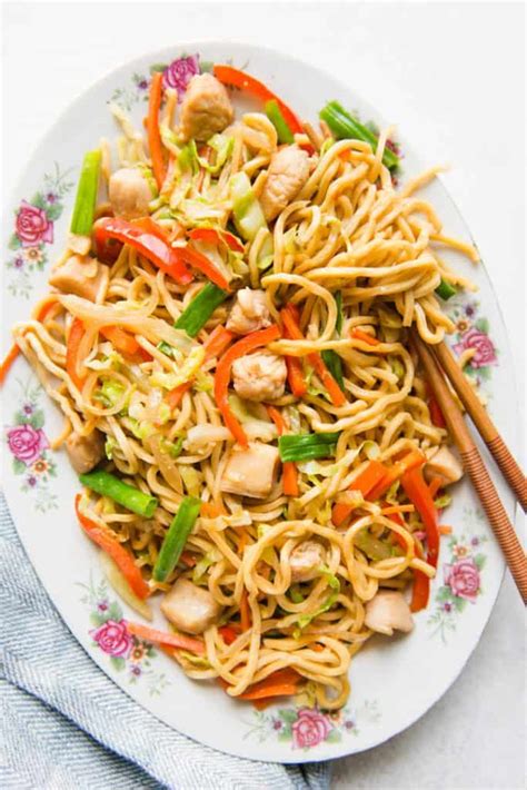 The Easiest Chicken Chow Mein 雞肉炒麵 30 Minutes Healthy Nibbles by