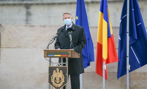Klaus Iohannis A Semnat Decretul Pentru Numirea Guvernului Barikada