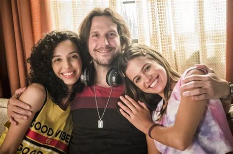 Agnes Brichta Conhe A A Filha De Vladmir Brichta Na Novela E Vida Real