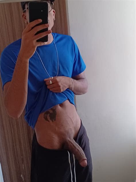 Nudes De Machos Ao Natural Exibindo Suas Rolas Enormes Todos