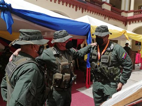 Ejército Bolivariano on Twitter Entérate El GD juliobarriost