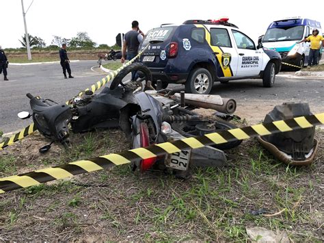 A Gazeta Mulher Morre Em Acidente Entre Moto E Carro Em Trevo De