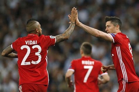 Mecz Vfl Wolfsburg Bayern Monachium Online Gdzie Ogl Da W Telewizji
