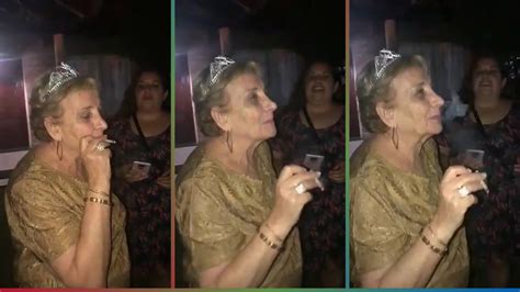 Video Abuela se fumó un churro de mota con sus nietos para celebrar