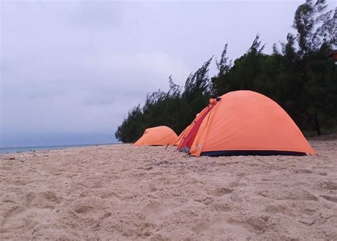 Rute Wisata Ke Pulau Tak Berpenghuni Pulau Tabuhan Di Banyuwangi