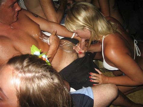 Autoerotic Beginner Blowjob Competition Rec Public Group Sex XXX Porn