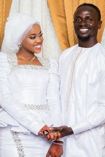 Sadio Mané 31 años se casa con Aisha Tamba 18 años su novia de