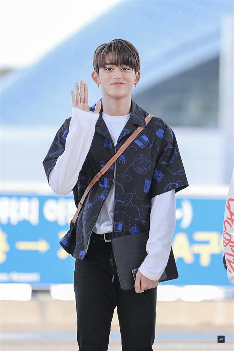 Lucas Xuxi Yukhei NCT WayV Lockscreen HD Phone Wallpaper Pxfuel