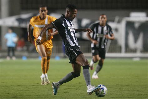 Confira Fotos Da Goleada Do Botafogo Sobre O Brasiliense Pela Copa Do