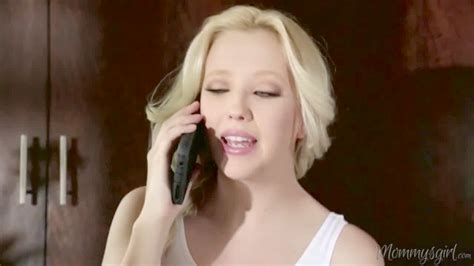 Mum In Law Cherie Deville Seduces Samantha Rone Porno D Anybunny