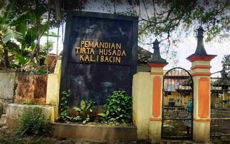 Pemandian Tirta Husada Kalibacin Banyumas Jawa Tengah