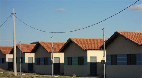 Aberta licitação para construção de bases do Lote Urbanizado em