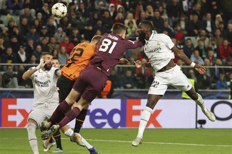 Real MadridEl tremendo golpe de Rüdiger que acabó en gol del Madrid