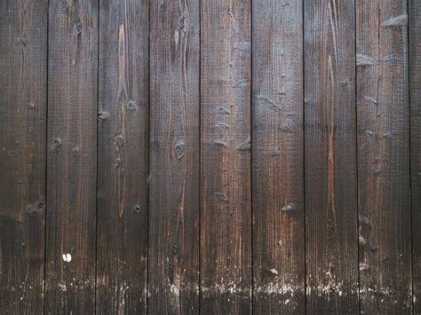 やや擦れた木目の壁テクスチャーの写真素材 ぱくたそ