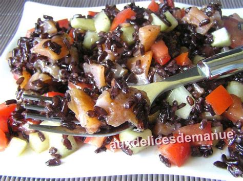 salade de riz noir aux légumes et saumon fumé auxdelicesdemanue