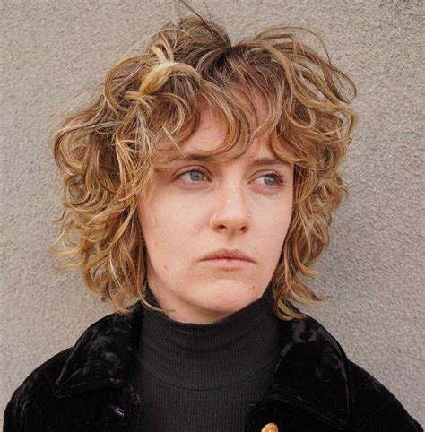 25 Best Short Shag Haircuts For Women That Look Super Trendy Womanstrong
