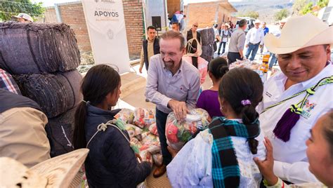 Llegan más de 4 mil apoyos del gobierno de Durango a la Huazamota La