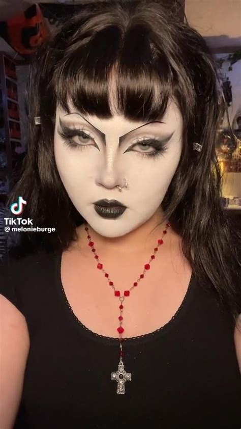 Trad Goth Makeup Video Goth Makeup Eye Makeup Halloween Makeup