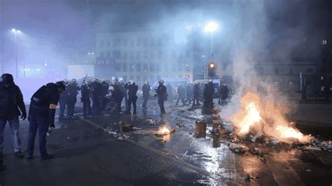Más de 200 detenidos en Francia tras incidentes por la derrota en la