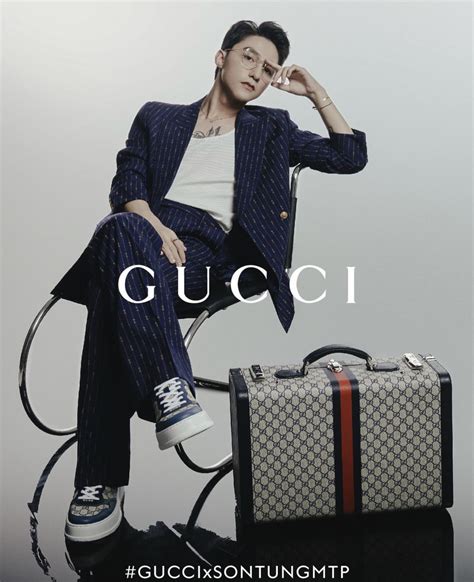 Sơn Tùng trong trang phục của Gucci xứng đáng là bạn thân độc quyền
