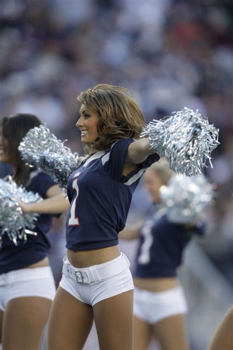 Nfl Cheerleaders Wallpapers Wallpapersafari