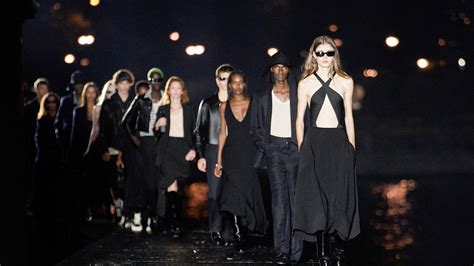 Fashion Week De Paris Le D Fil Ami Printemps T Vanity Fair