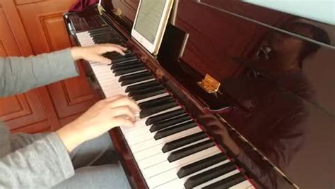 天梯 钢琴谱C AllStar 弹琴吧 钢琴谱 吉他谱 钢琴曲 乐谱 五线谱 简谱 高清免费下载 蛐蛐钢琴网