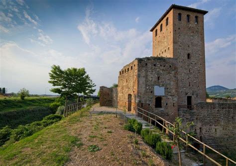 Esplorando Il Veneto Tra Castelli Labirinti Segreti E Un Famoso Santuario