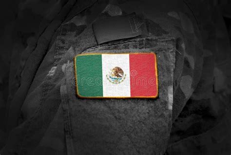 La Bandera De M xico En Soldados Arma Bandera De MÃxico En Collage De