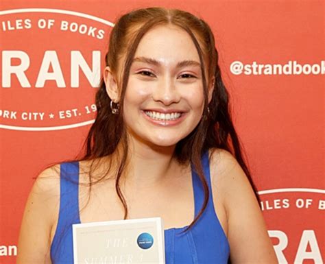 Lola Tung 11 Facts About The Summer I Turned Pretty Actress You Need