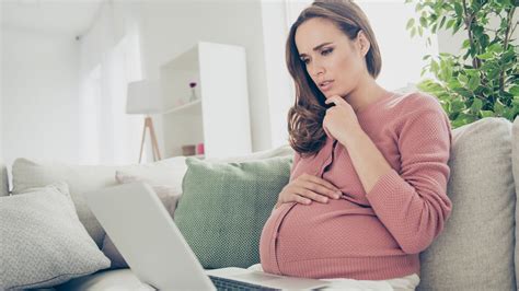 Perdite In Gravidanza Cosa Significano E Come Comportarsi Fem