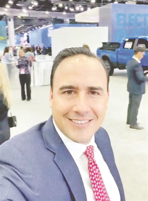 Manolo Jiménez Salinas anuncia estrategia económica desde Detroit Michigan