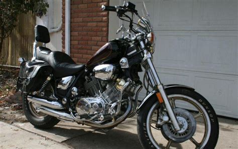 Yamaha Yamaha XV 1000 Virago Moto ZombDrive