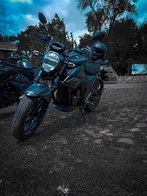 Suzuki Naked En Motocicletas Deportivas Coches Y Motocicletas
