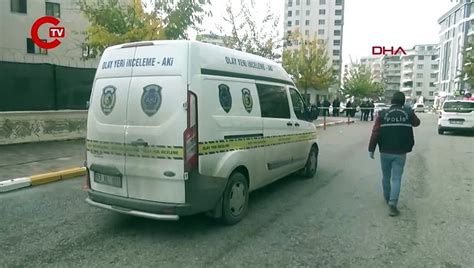 Şanlıurfa da hareketli dakikalar Emniyet önünde silahlar konuştu 1