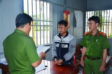 Đồng Tháp Mẹ vắng nhà bé gái 14 tuổi bị cha dượng hiếp dâm nhiều lần