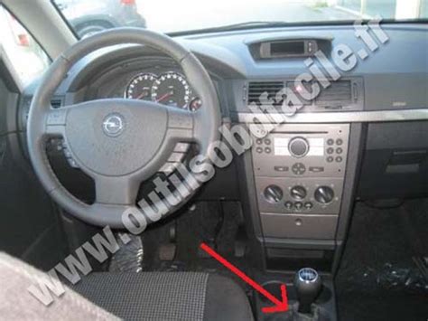 OBD2 Port Opel Meriva A 2003 2010 Find Your Plug