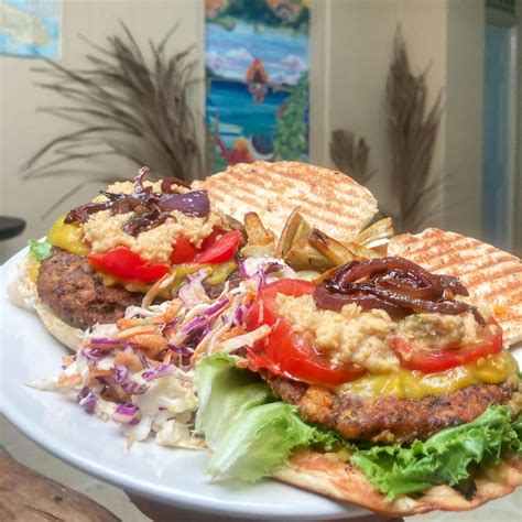Good Things Come In Pairs 😍 Veggie Campus Ja