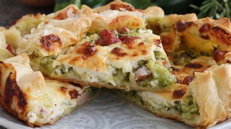 Tarte rustique salée aux courgettes et au lardon