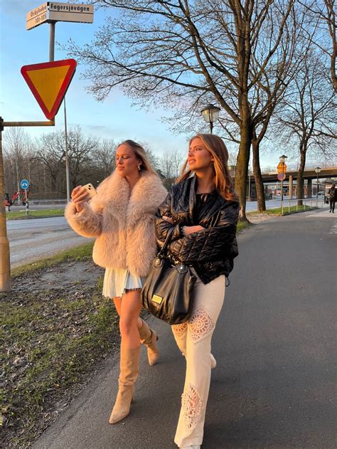 Pin tillagd av Engla på Mina pins
