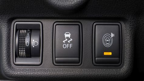 Traction Control What Is It And How Does It Work Auto Express