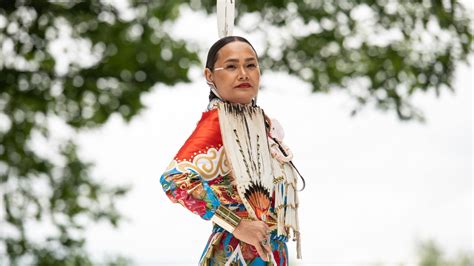 Indigenous Enterprise Gathers Native Dancers Btw Berkshires