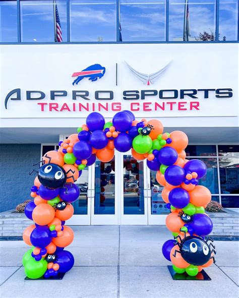 Spider Themed Halloween Balloon Arch For The Buffalo Bills Balloon