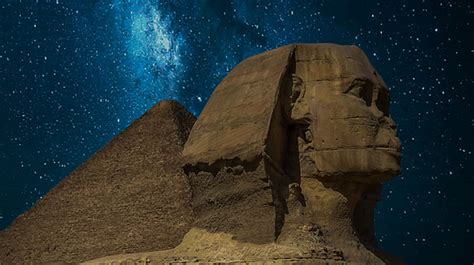Egypt Unveils Newly Discovered Chamber Inside Great Pyramid