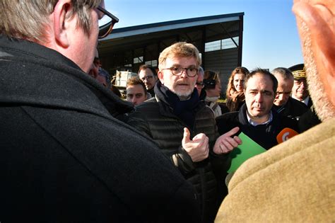 Colère des agriculteurs comment le gouvernement compte t il déminer