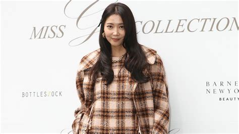 Actress Oh Yoon Ah Says She Is Trying To Get Used To Her Son Hating Her