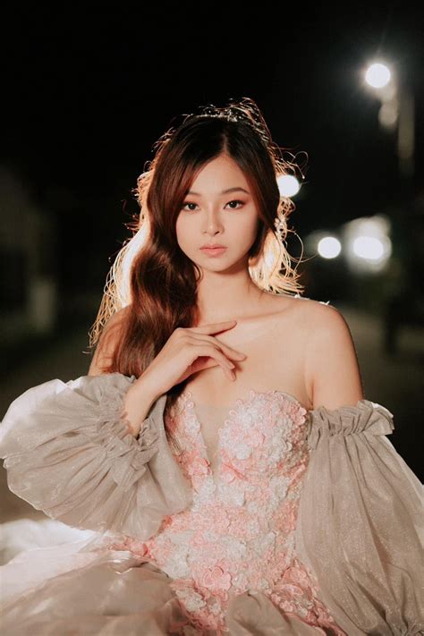 Angeli Khang Wiki Age Height Nationality Parents Ethnicity