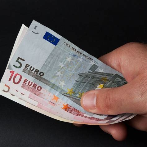 Cómo canjear un billete deteriorado en el Banco de España